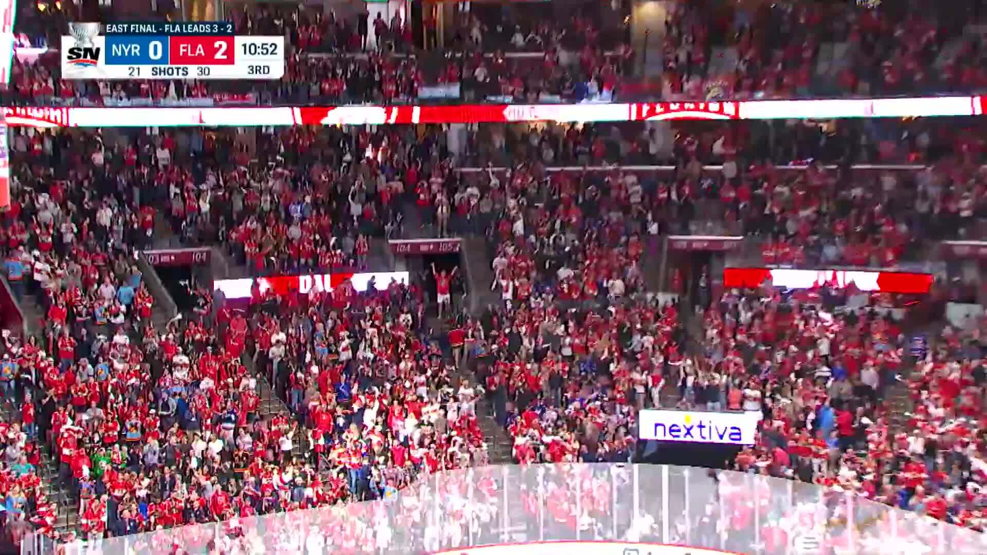 Tarasenko double l'avance des Panthers