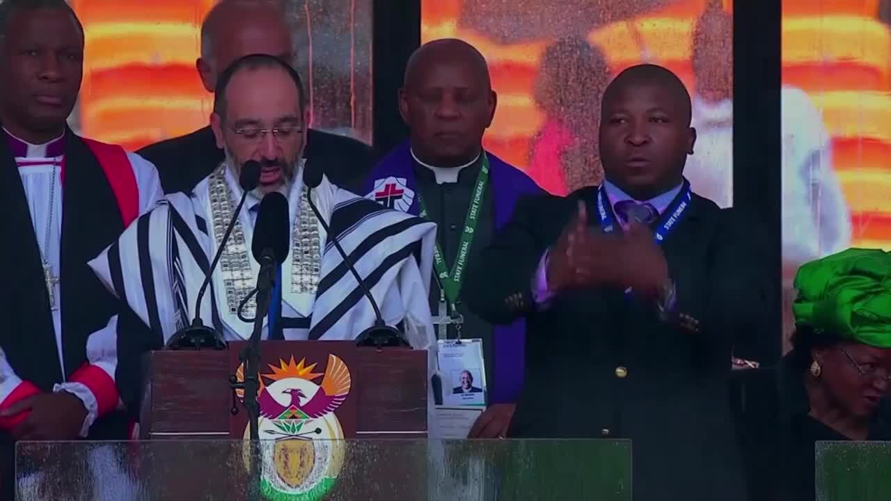 Fake Mandela Interpreter Sign Language