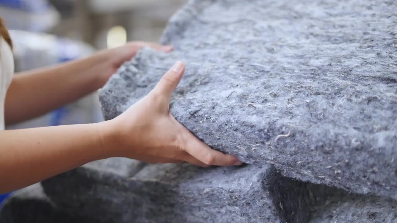 Henry R-13 ULTRATouch Recycled Denim Insulation Batt 15 in. x 93 in ...