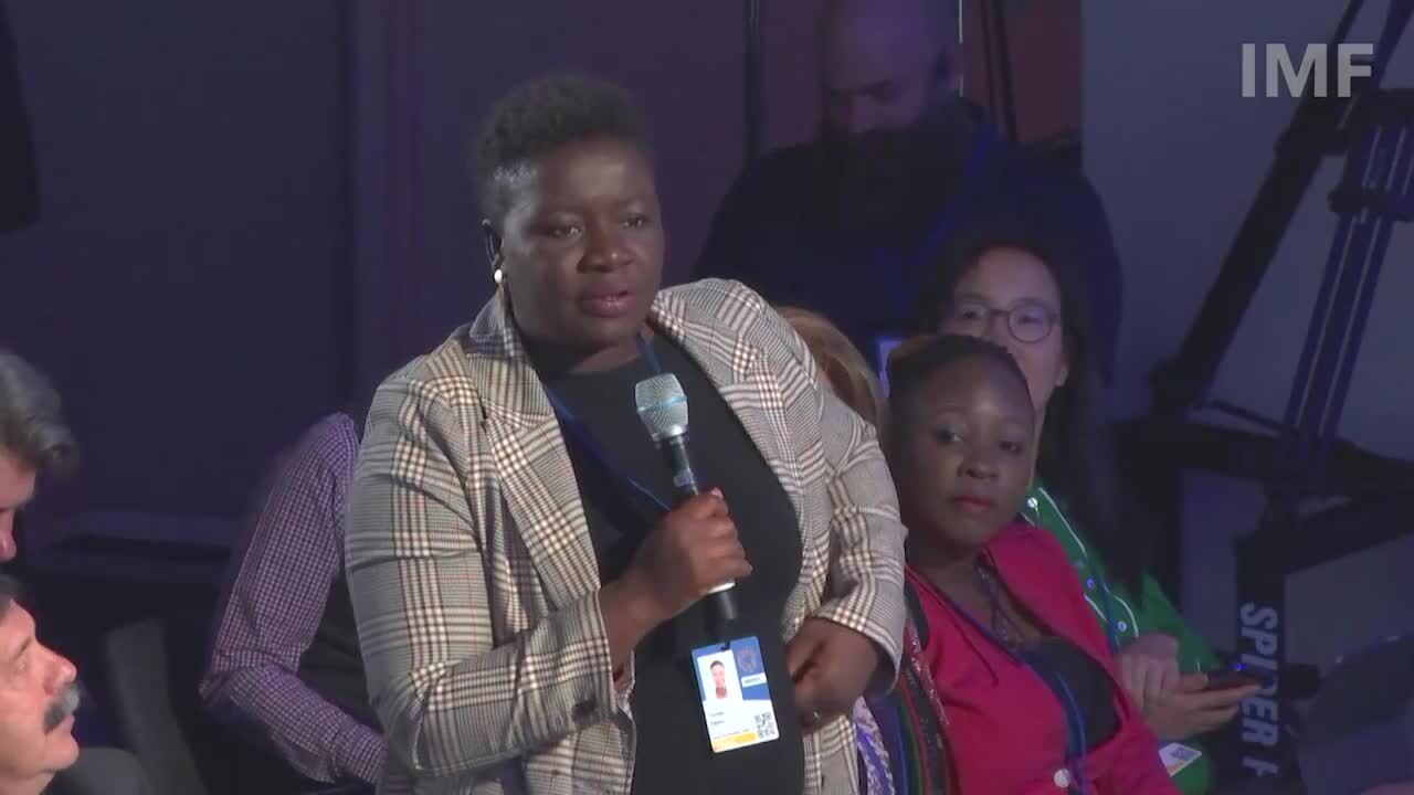 IMF Videos - French - IMF Managing Director Press Briefing on the ...