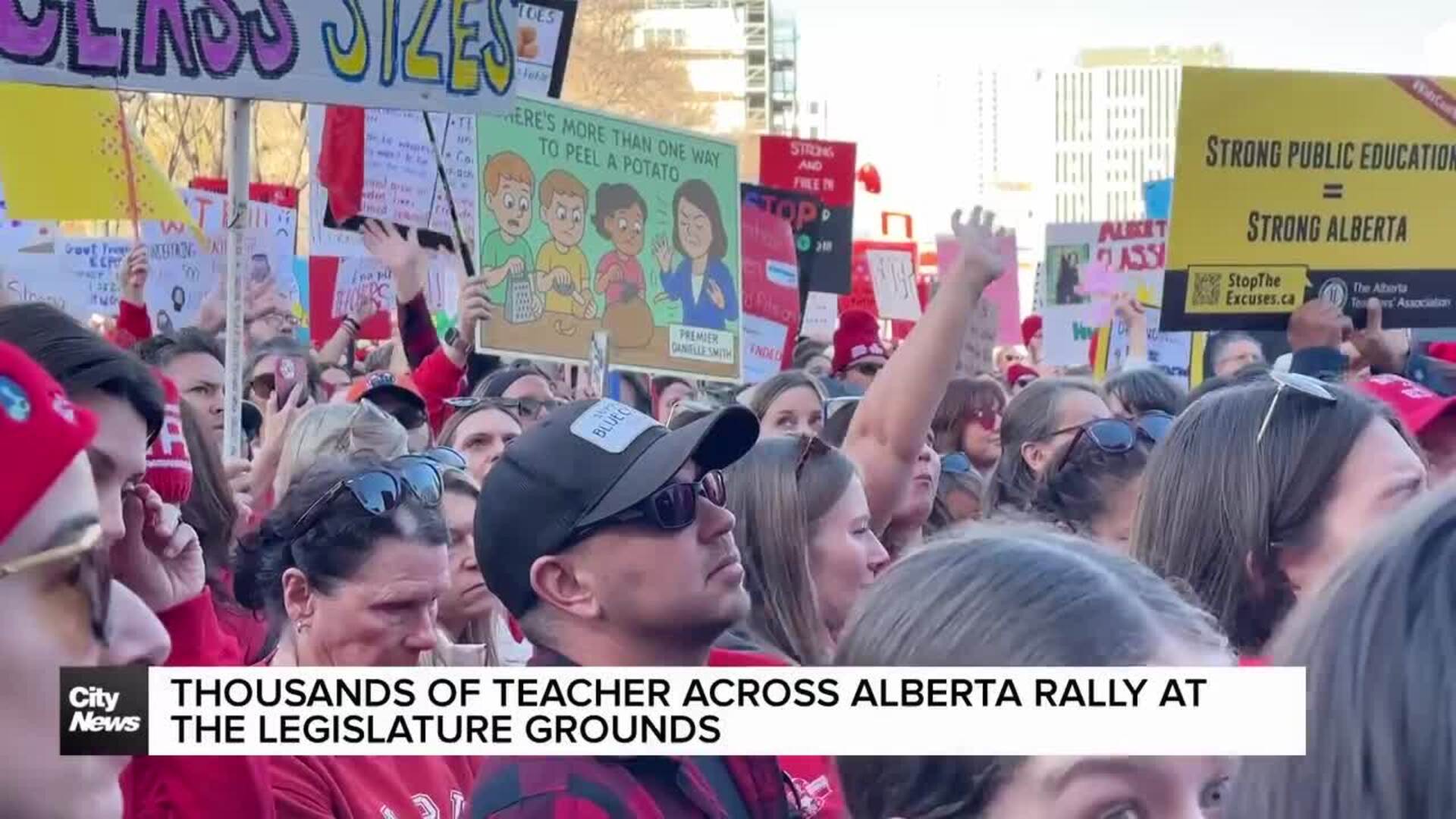 Edmonton Public Schools support staff protest at Alberta legislature