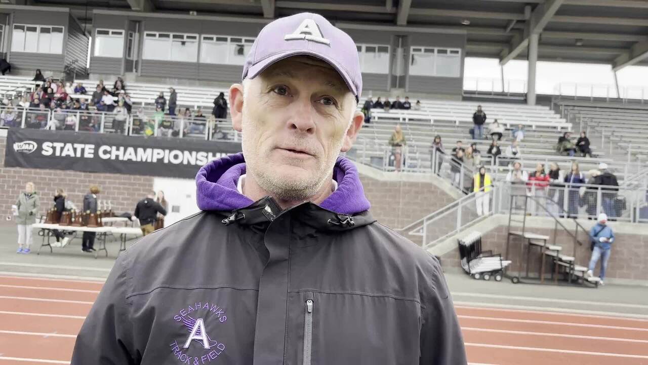 DyeStat.com - Videos - Matthew Secrist 1st Place 4A Boys 300m Hurdles ...