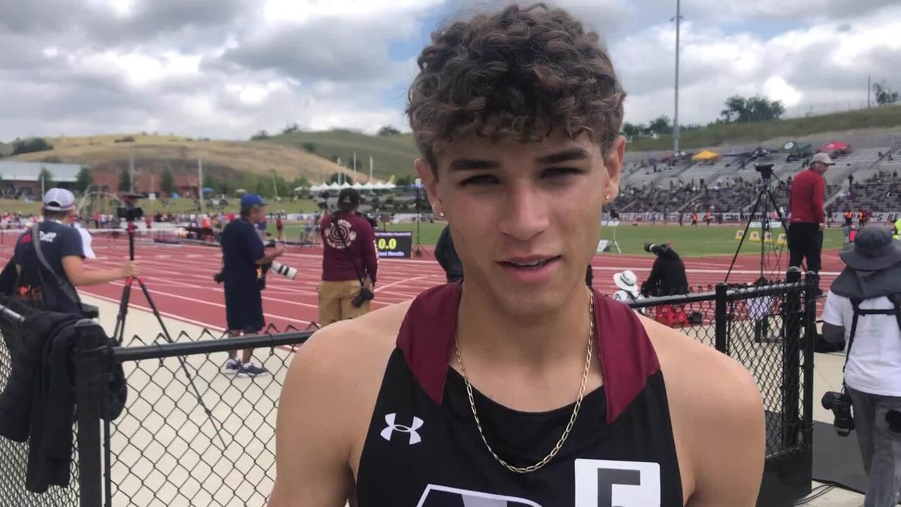 DyeStat.com - Videos - Yan Vazquez 1st Place Boys Invitational 300m ...