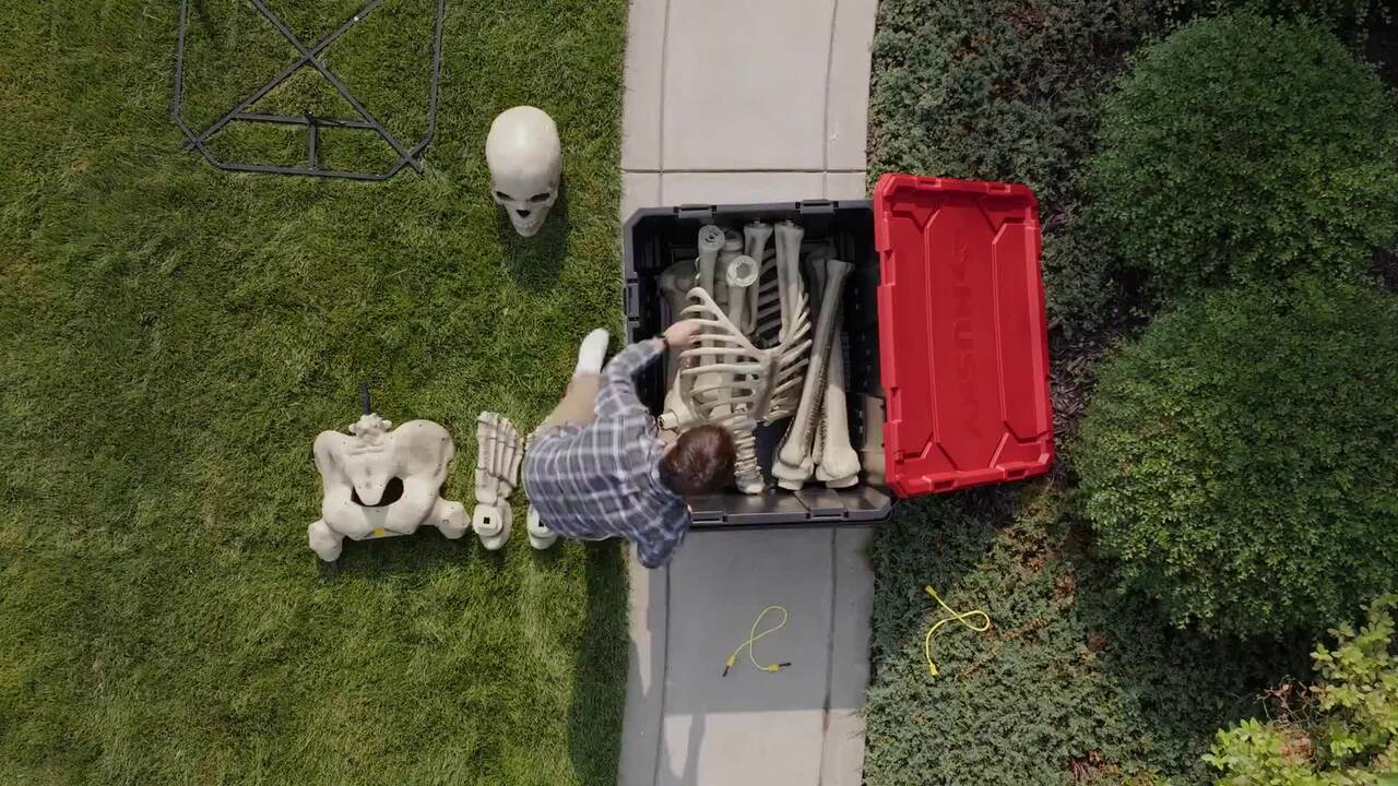 Husky 170 Gal. Pro Grip Storage Tote in Black with Red Lid 999-170G ...