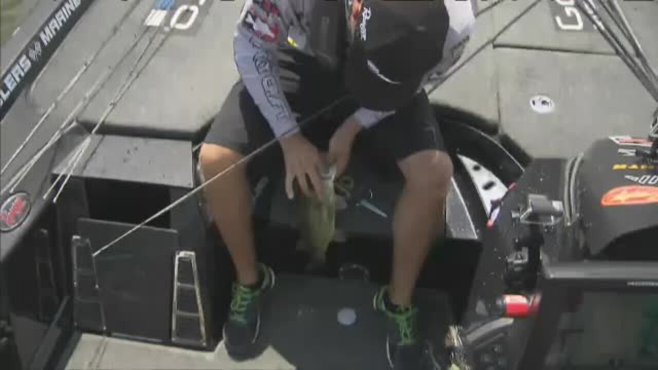 Anglers audition for Dave Mercer's emcee position - Bassmaster BassCam