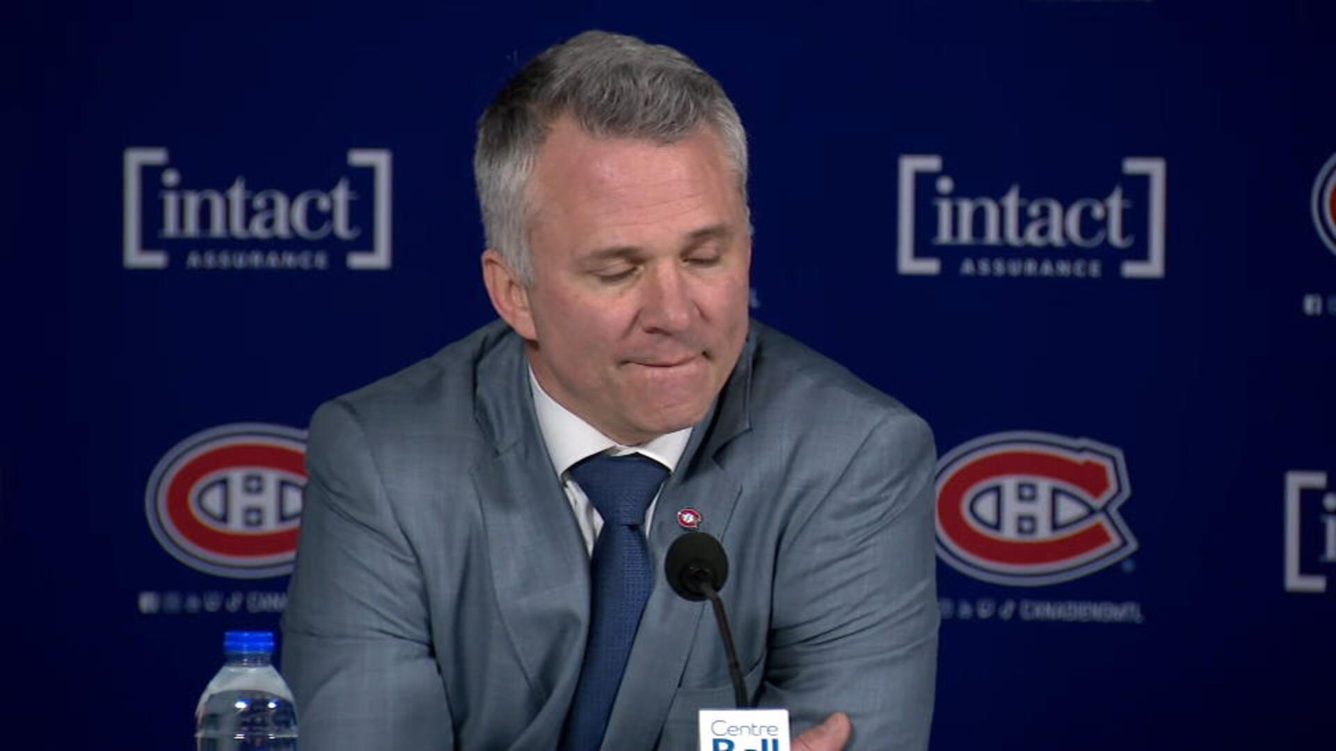 «Est-ce qu'il y a quelqu'un qui nous aide en haut? Je suis sûr que ma ...