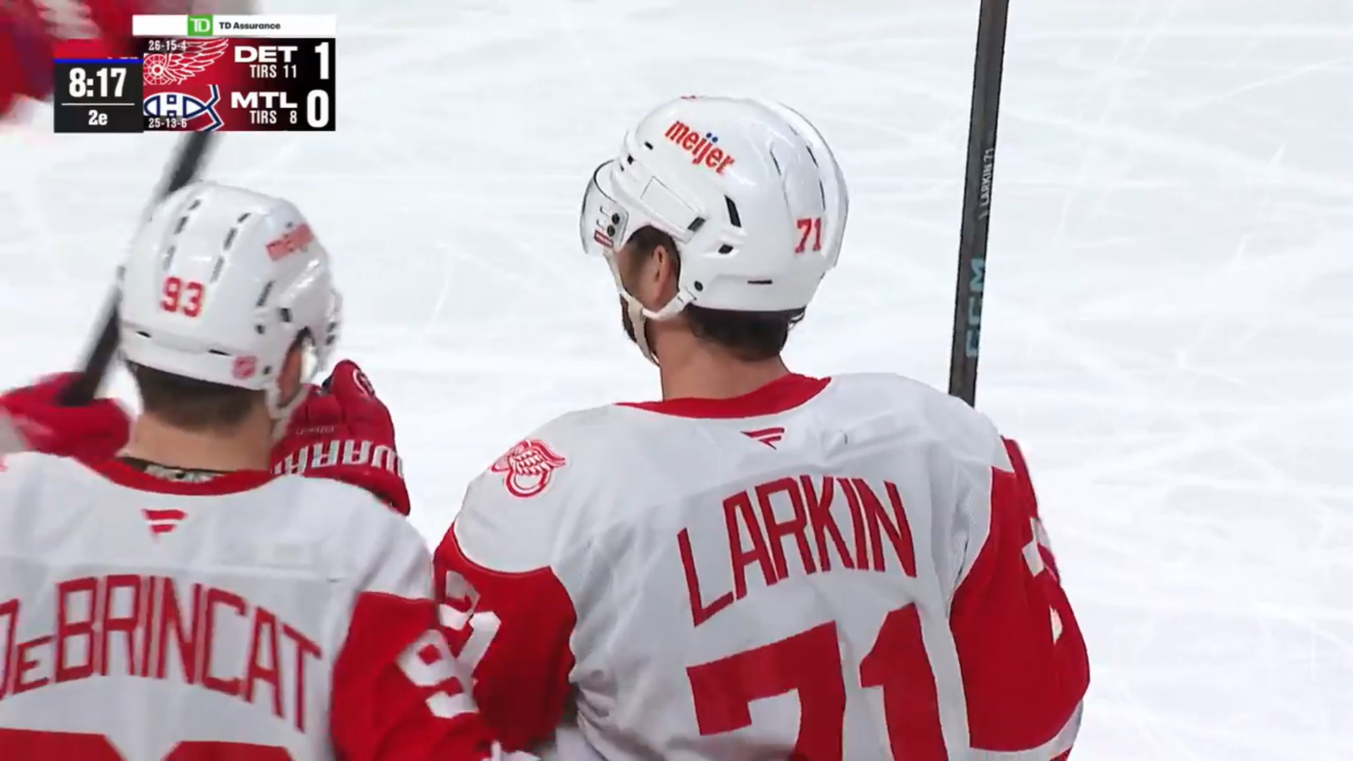 Larkin touche la cible en avantage numérique