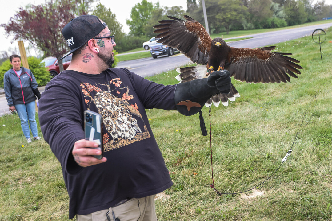 Falconry class at Nature’s Nursery | The Blade Video