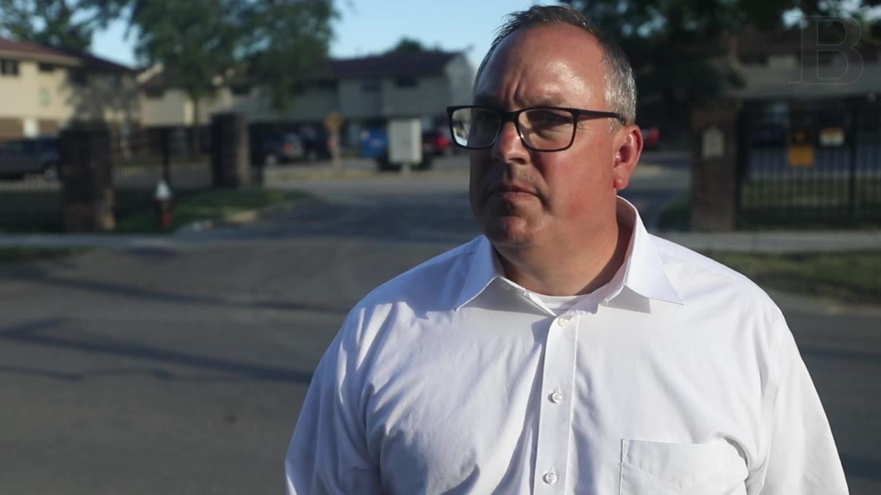 Toledo Police Lt. Gerken speaks about homicide at apartment complex ...