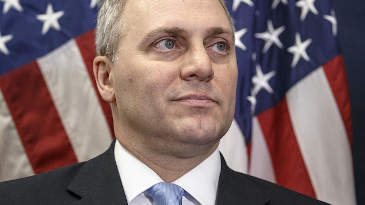 Lawmakers struggle with emotions as Scalise remains in critical ...