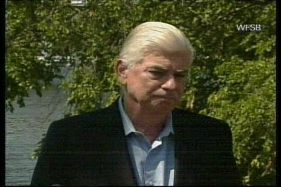 Dodd: He "fought like a lion" - POLITICO