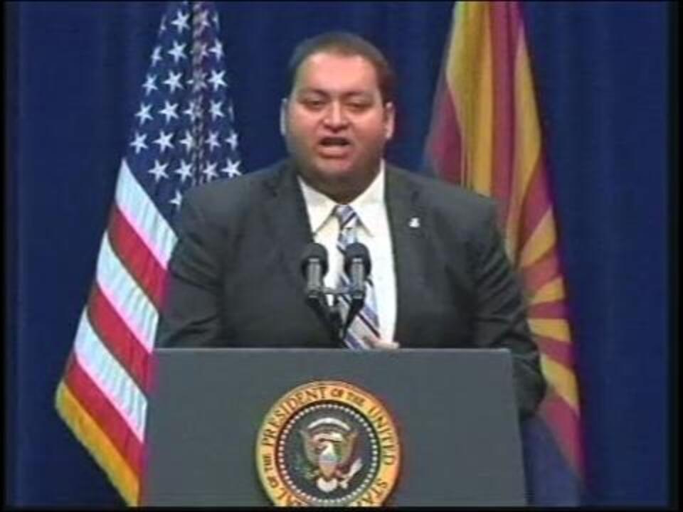 Daniel Hernandez salutes Tucson's 'real heroes' - POLITICO