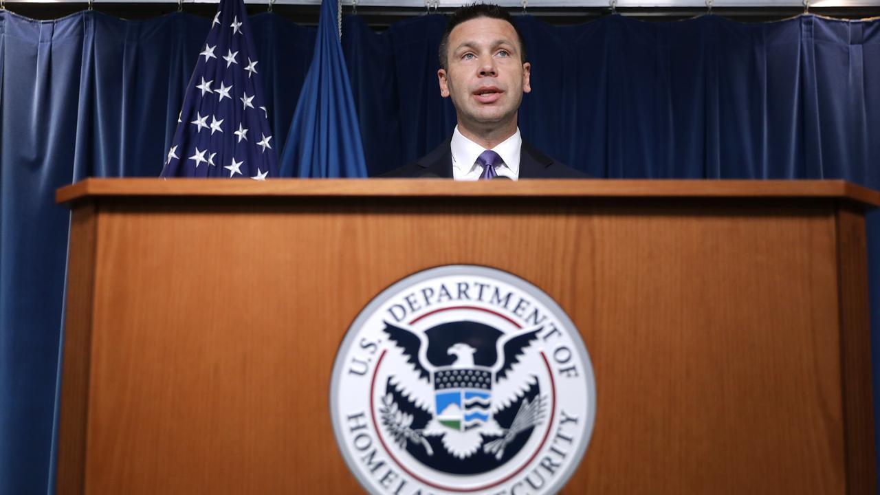 Acting DHS Secretary announces rule on detaining families together ...