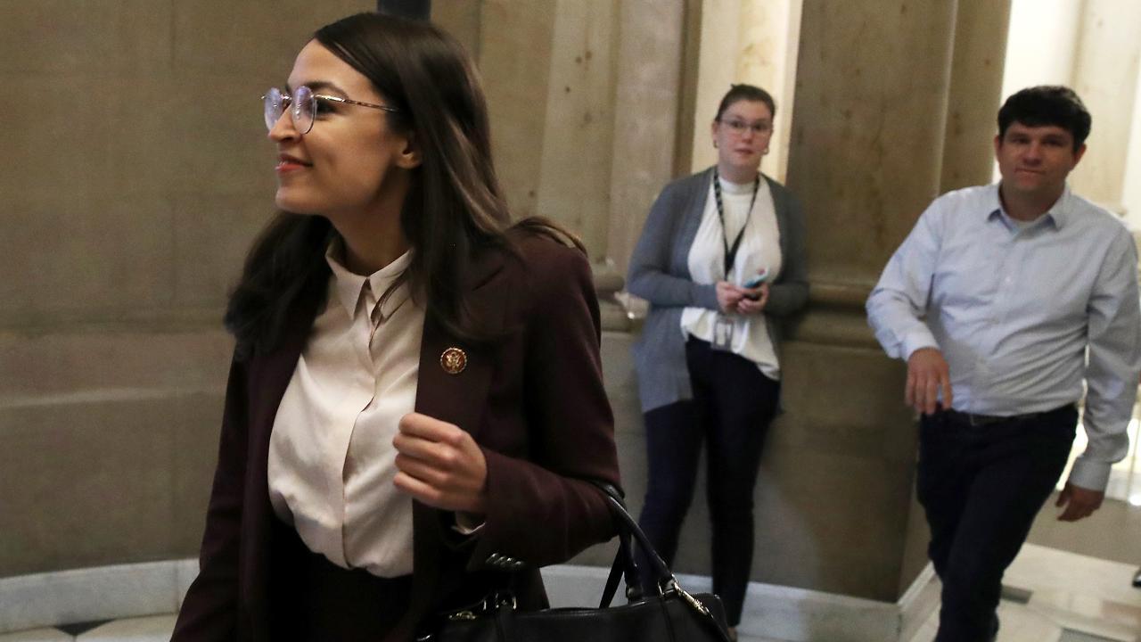 AOC says meeting with Pelosi was 'positive' - POLITICO
