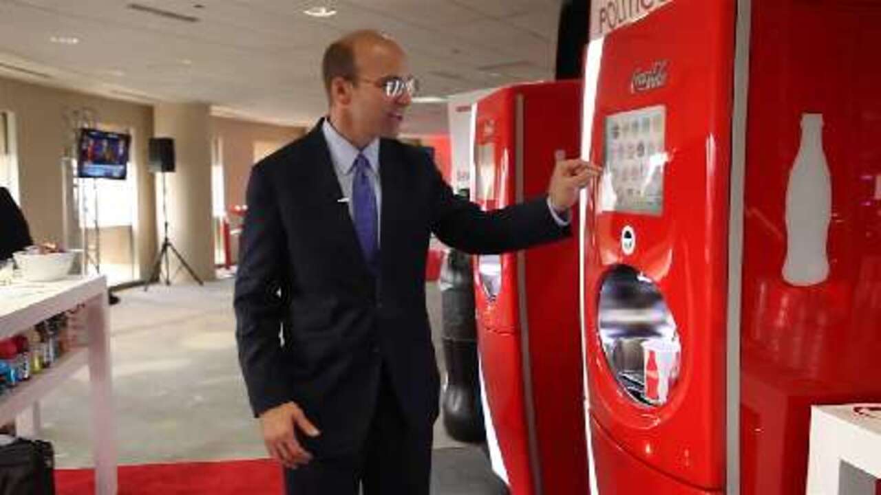 POLITICO's Mike Allen tours the POLITICO Hub at RNC - POLITICO