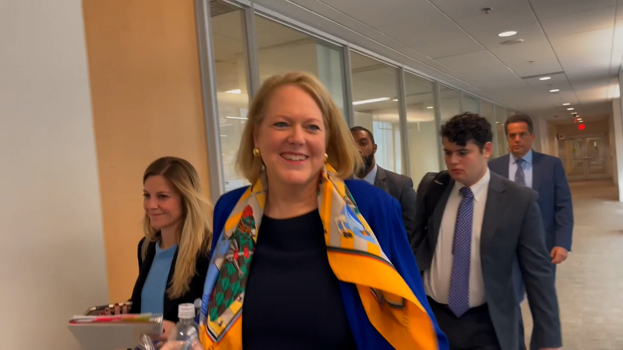 Ginni Thomas arrives on the Hill to testify for Jan. 6 committee - POLITICO