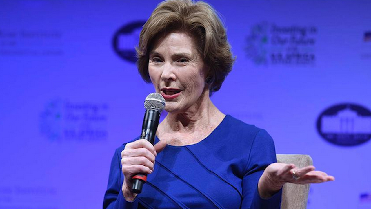 Laura Bush: 'W' watching Jeb's likely campaign from the sidelines ...