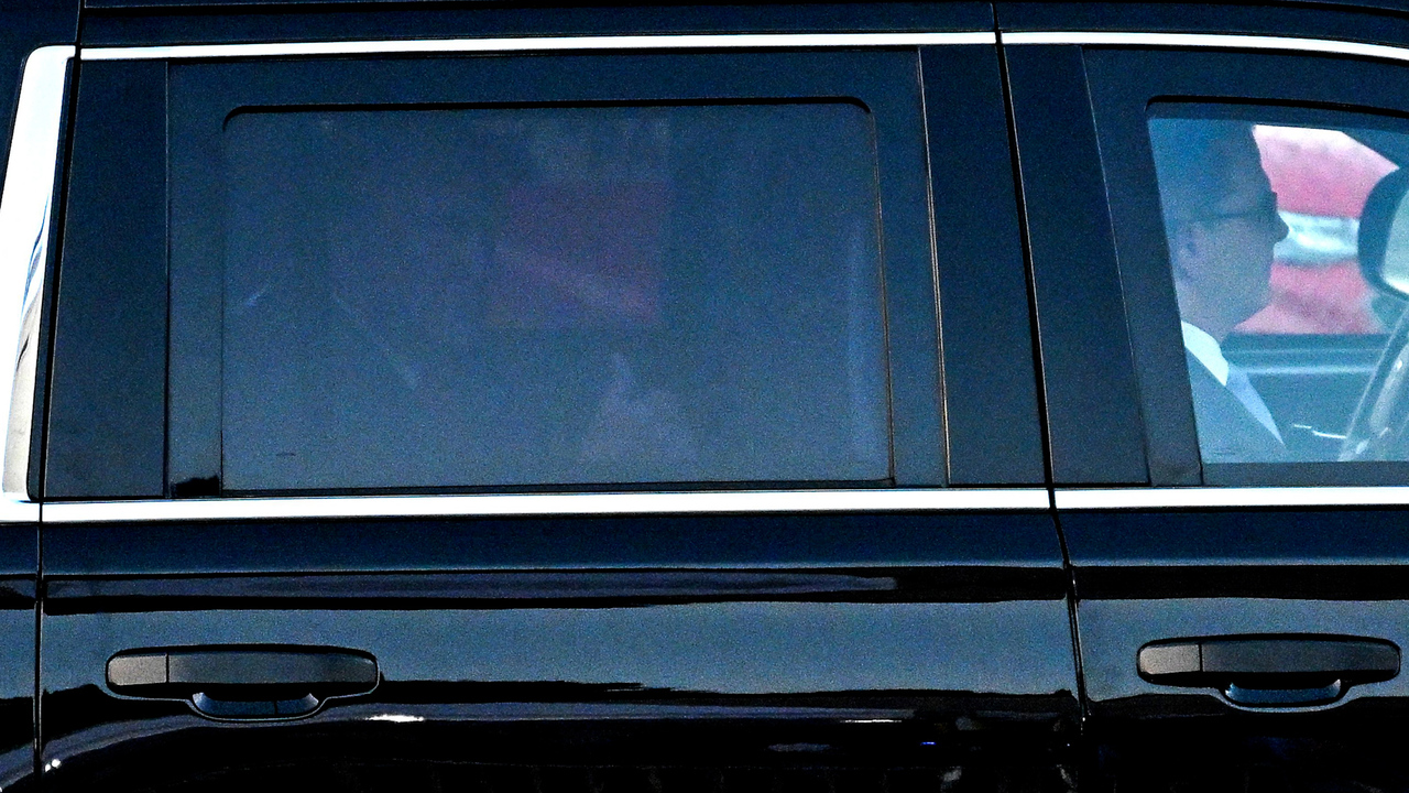 Watch: Trump surrenders in Georgia election case - POLITICO