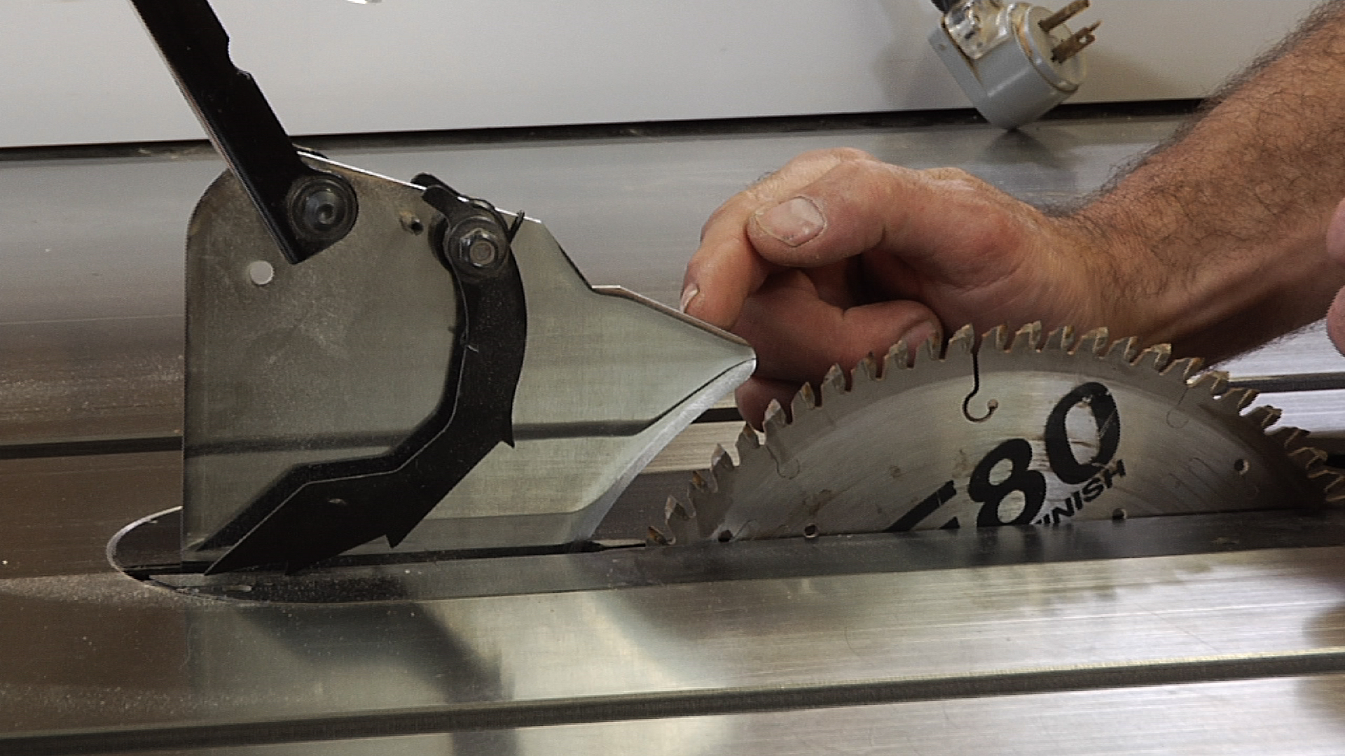 Riving blade store