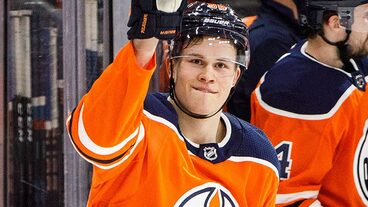 Oilers' Puljujarvi finds mentor in new linemate Kyle Turris - Sportsnet.ca