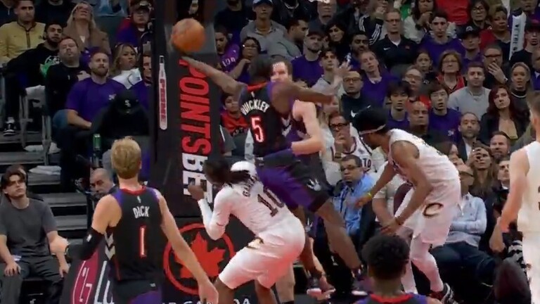 Raptors' Immanuel Quickley exits vs. Cavaliers with pelvic injury ...