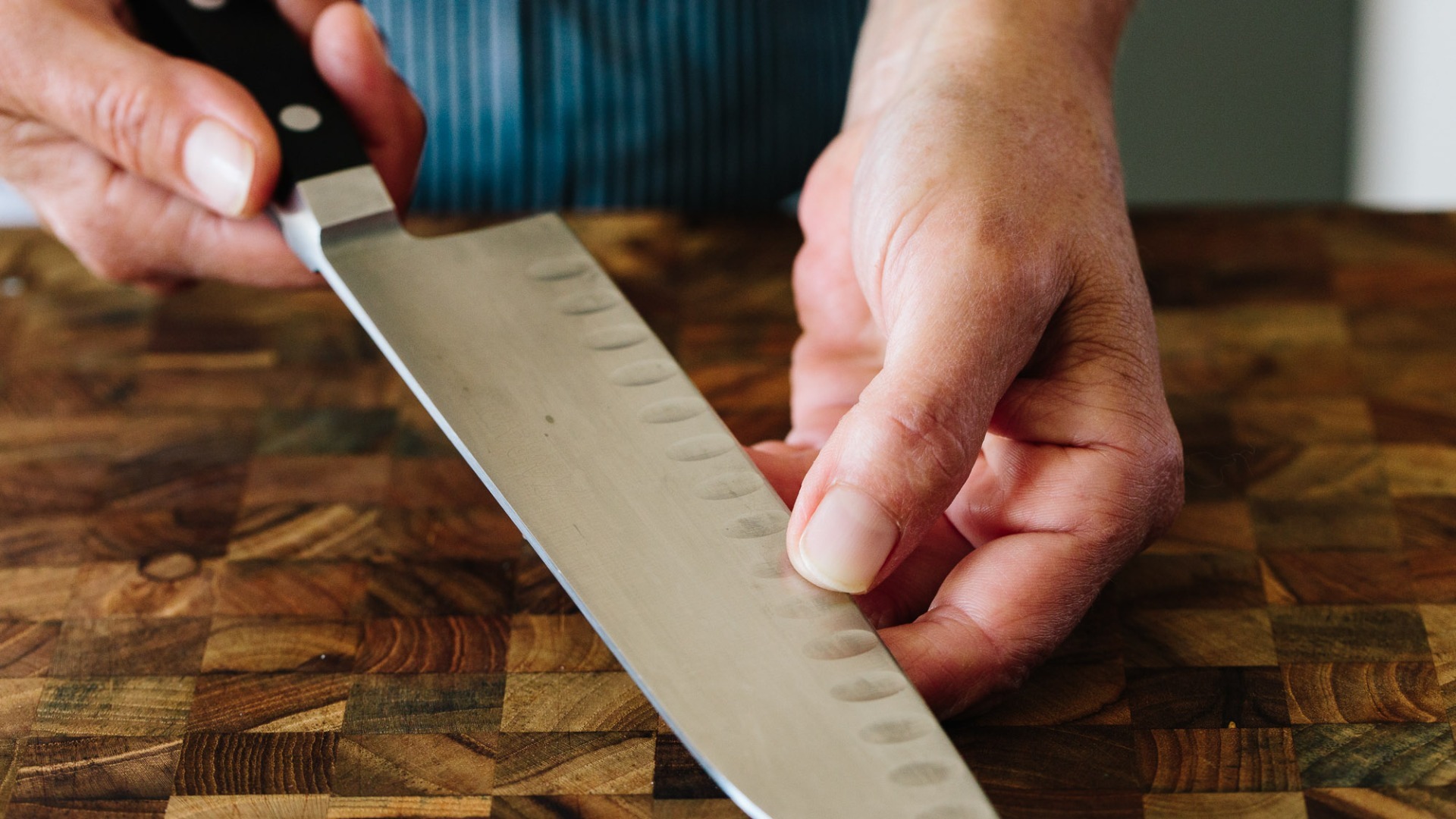 How to safely (and effectively) use your sharp kitchen knives ...
