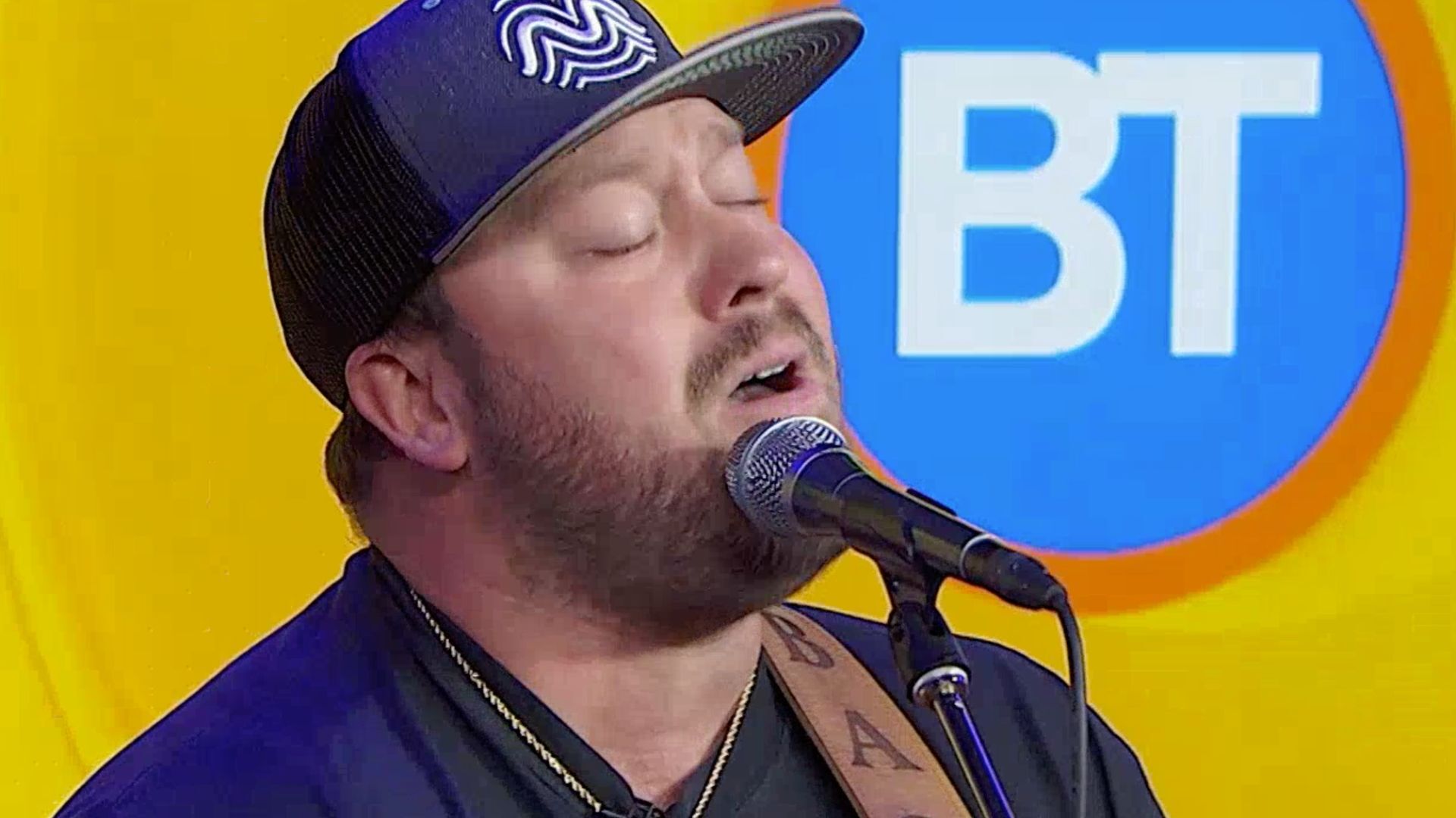 Singer songwriter Mitchell Tenpenny performs LIVE on BT! – Breakfast ...