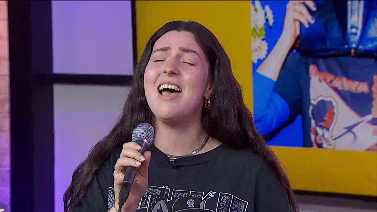 Singer-songwriter Grace Marr performs ‘Belong’ LIVE on BT – Breakfast ...