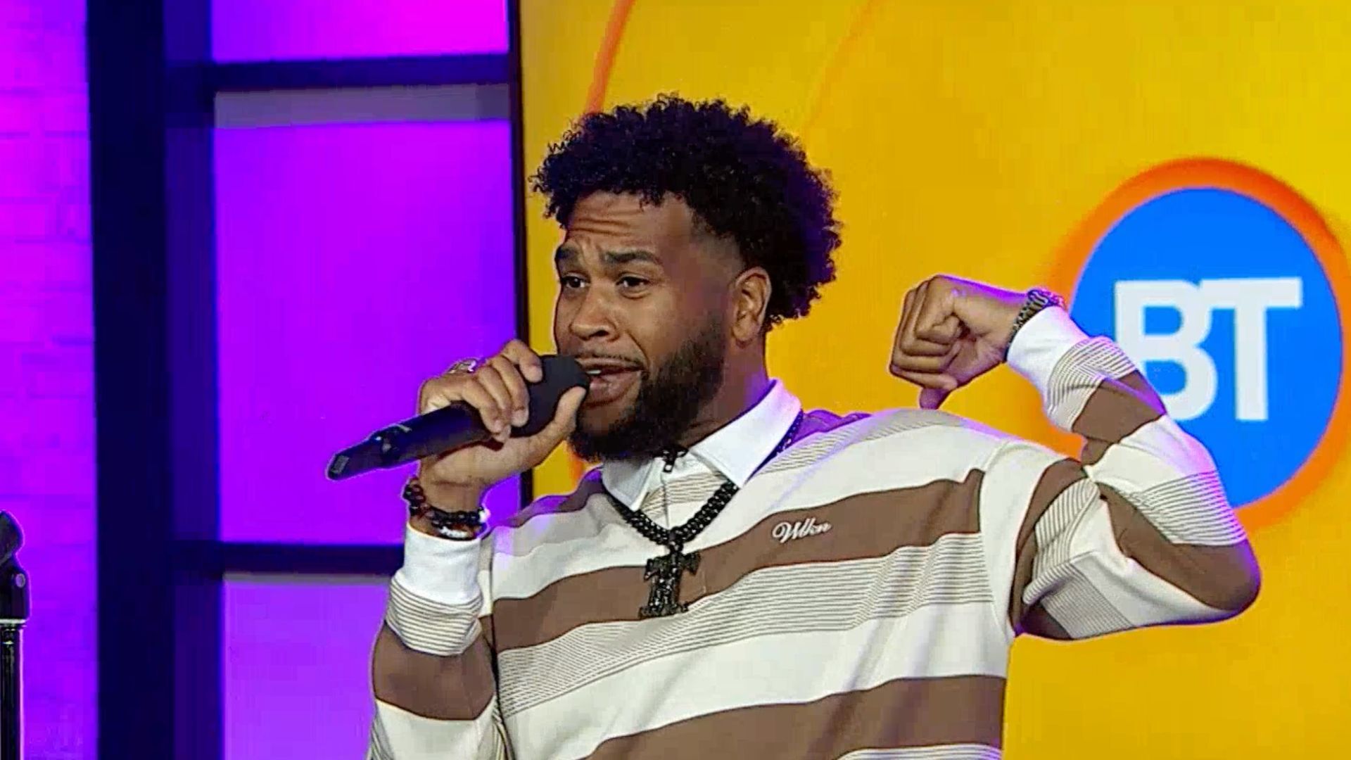 MC/Rapper Rochester joins us LIVE in studio to perform ‘Grateful ...