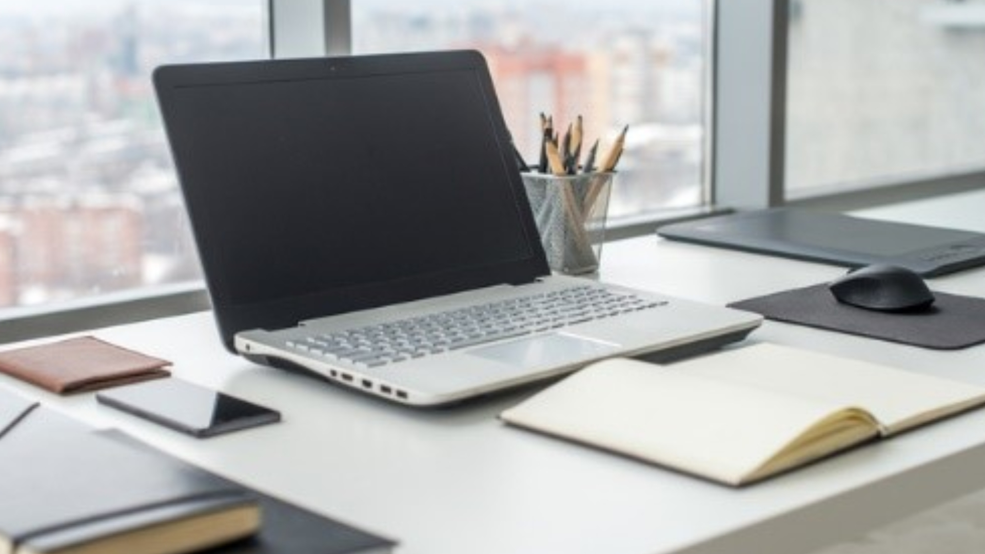 5 genius ways to organize your workspace – Breakfast Television