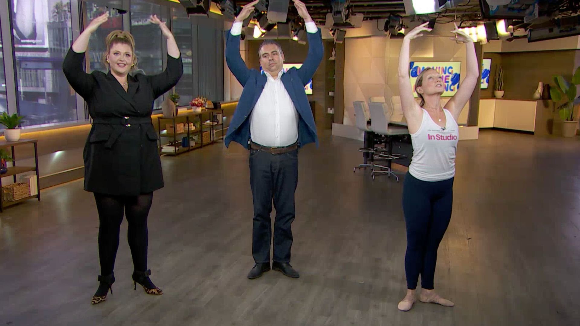 Meredith and Sid learn how to ballet dance — and you have to see it ...