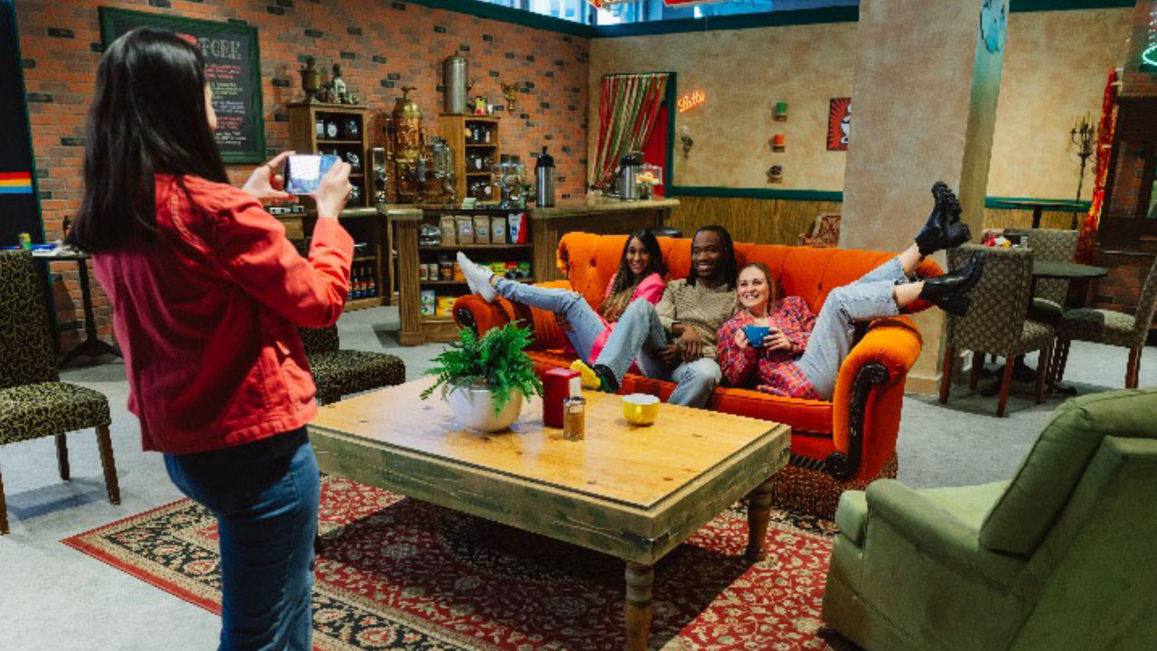 Your first look at Toronto’s ‘Friends’ exhibit – Breakfast Television