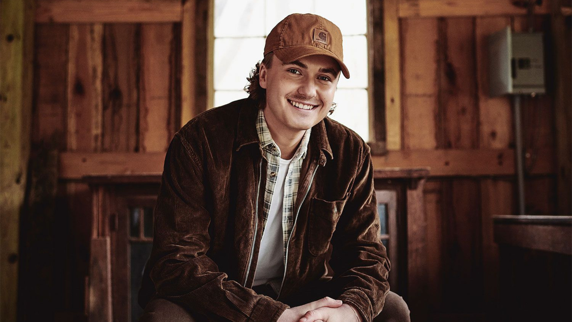 Owen Riegling talks all things hockey and music — his two passions ...