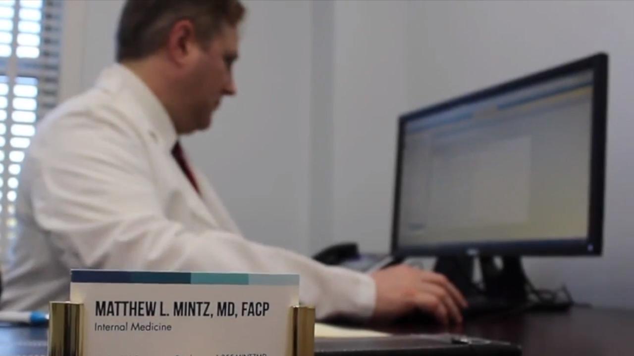 Meet Dr. Matthew Mintz - Video - RealSelf