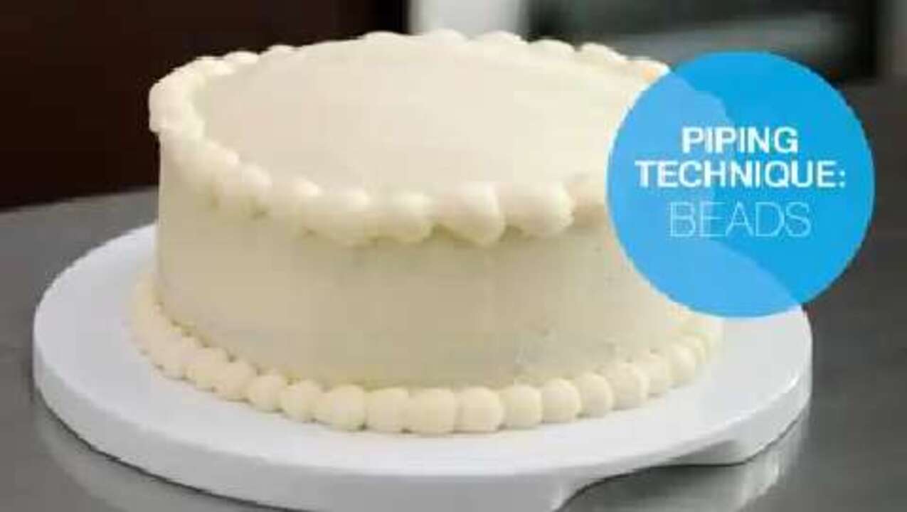 Cake decorating: How to pipe icing beads | Canadian Living