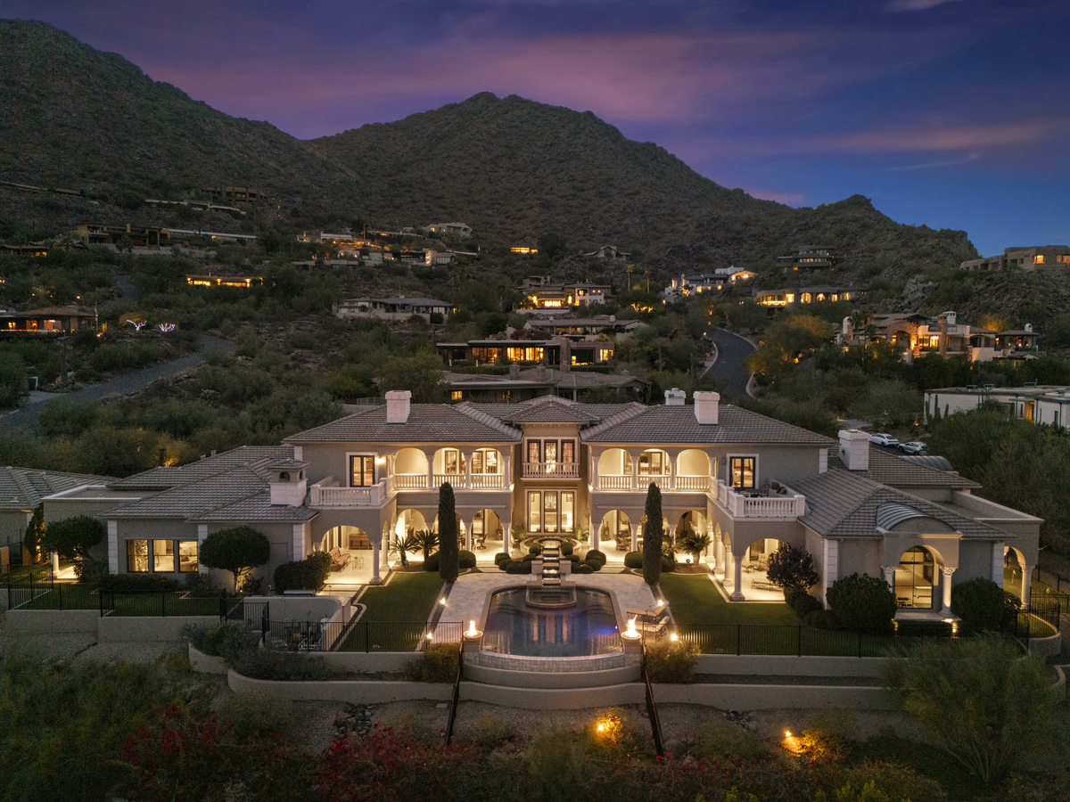 Paradise Valley Luxury Homes Paradise Valley's Newest Luxury Home Hits