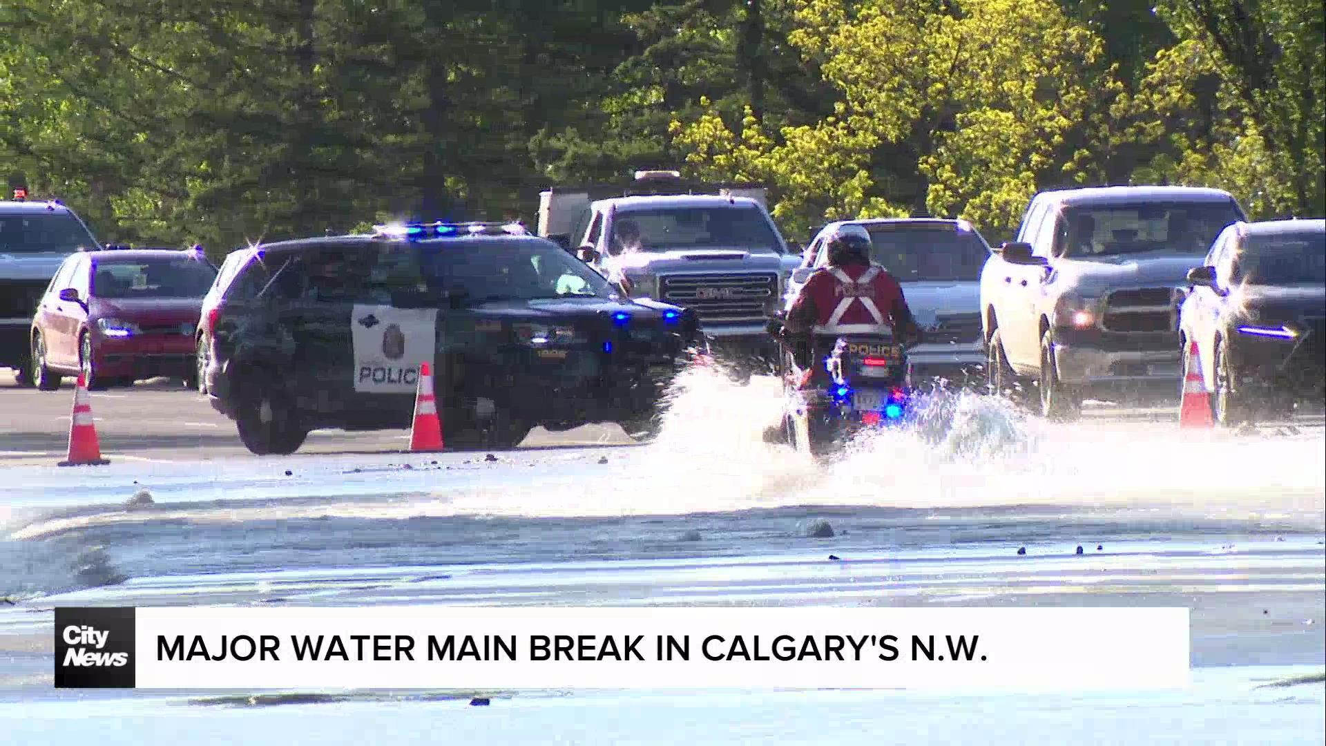 Major water main break in Calgary's N.W.