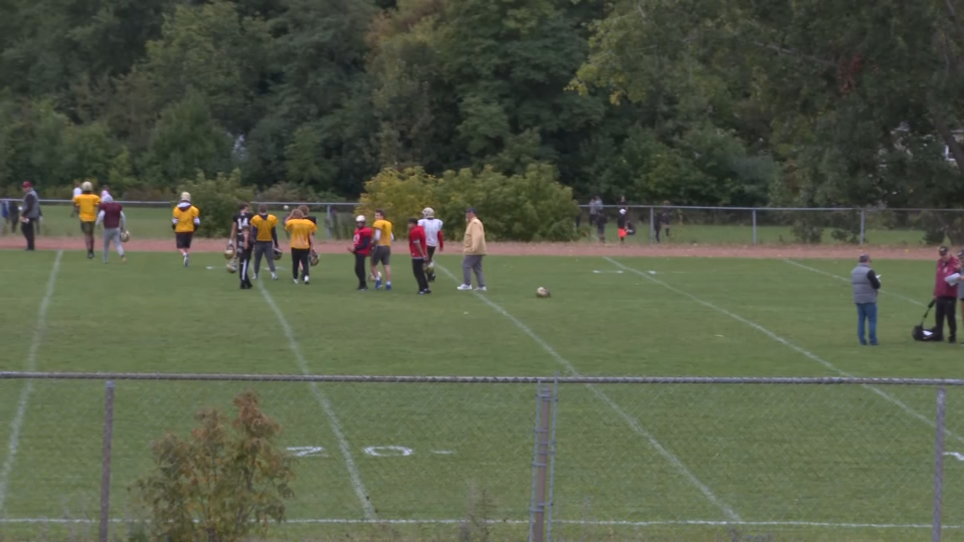 Newmarket parents calling out YRDSB for new turf field | CityNews Toronto