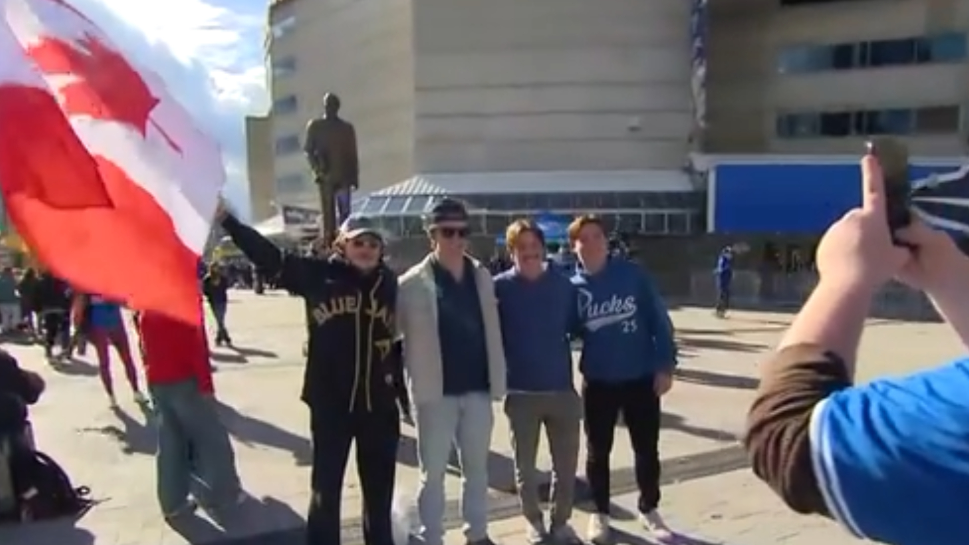 Building permits, applications can now be made online in Ottawa