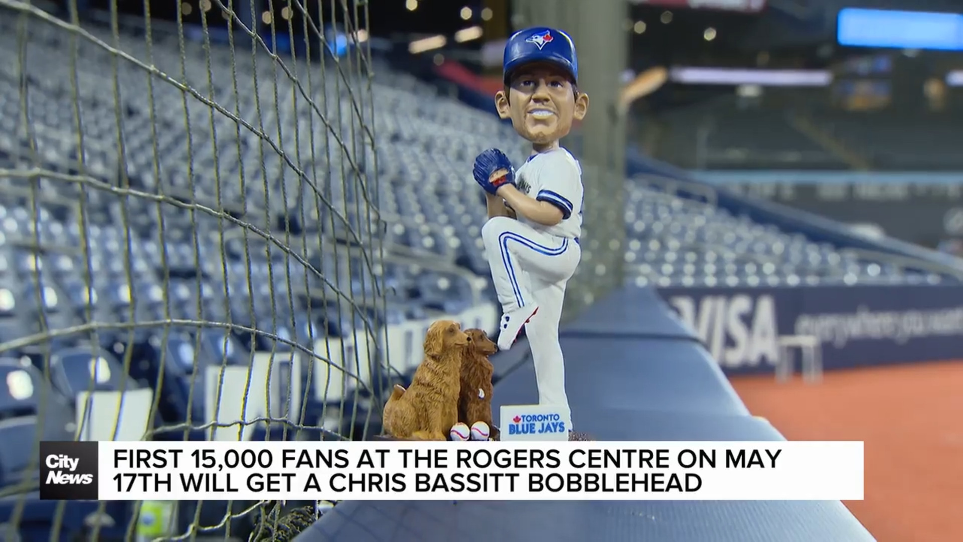 Jays’ pitcher Chris Bassitt ready for basketball showdown with teammate
