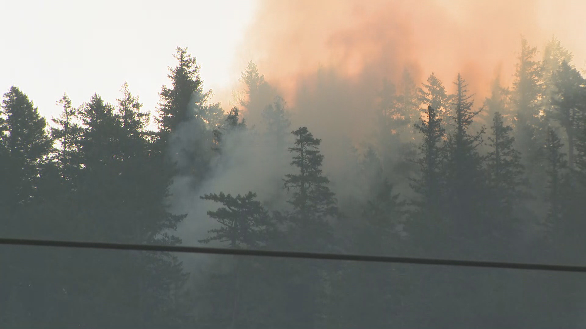Wildfire breaks out just north of Squamish