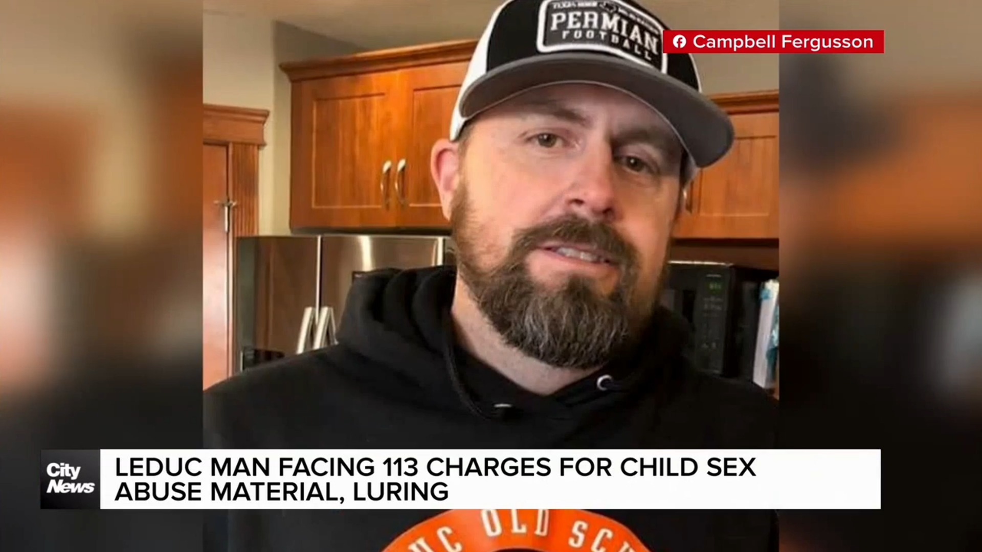 Police warn public of fake cell phone promotional scam in Edmonton