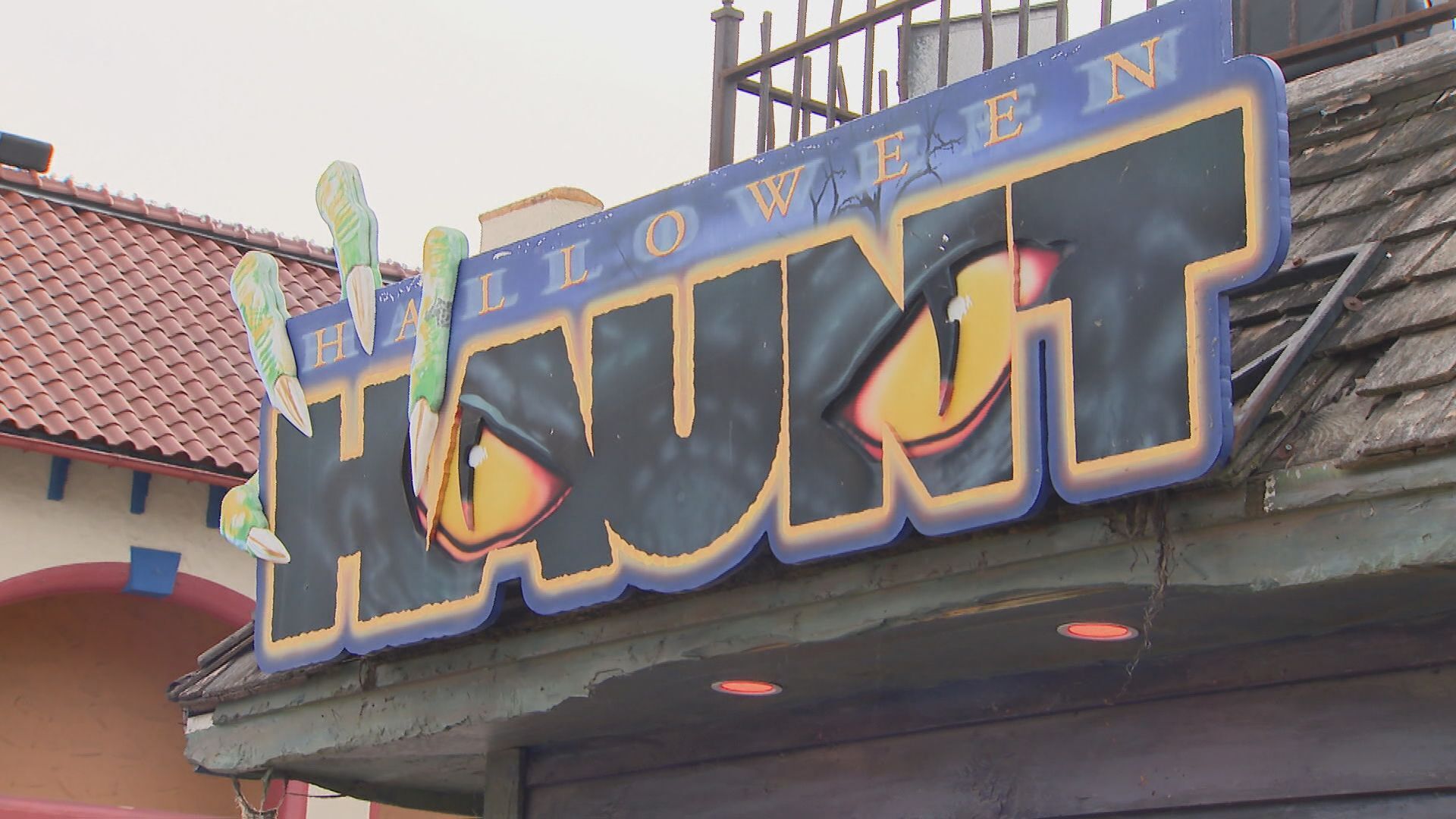 Canada's Wonderland introduces chaperone policy during Halloween Haunt