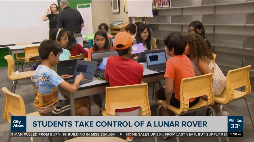 Students take control of a lunar rover