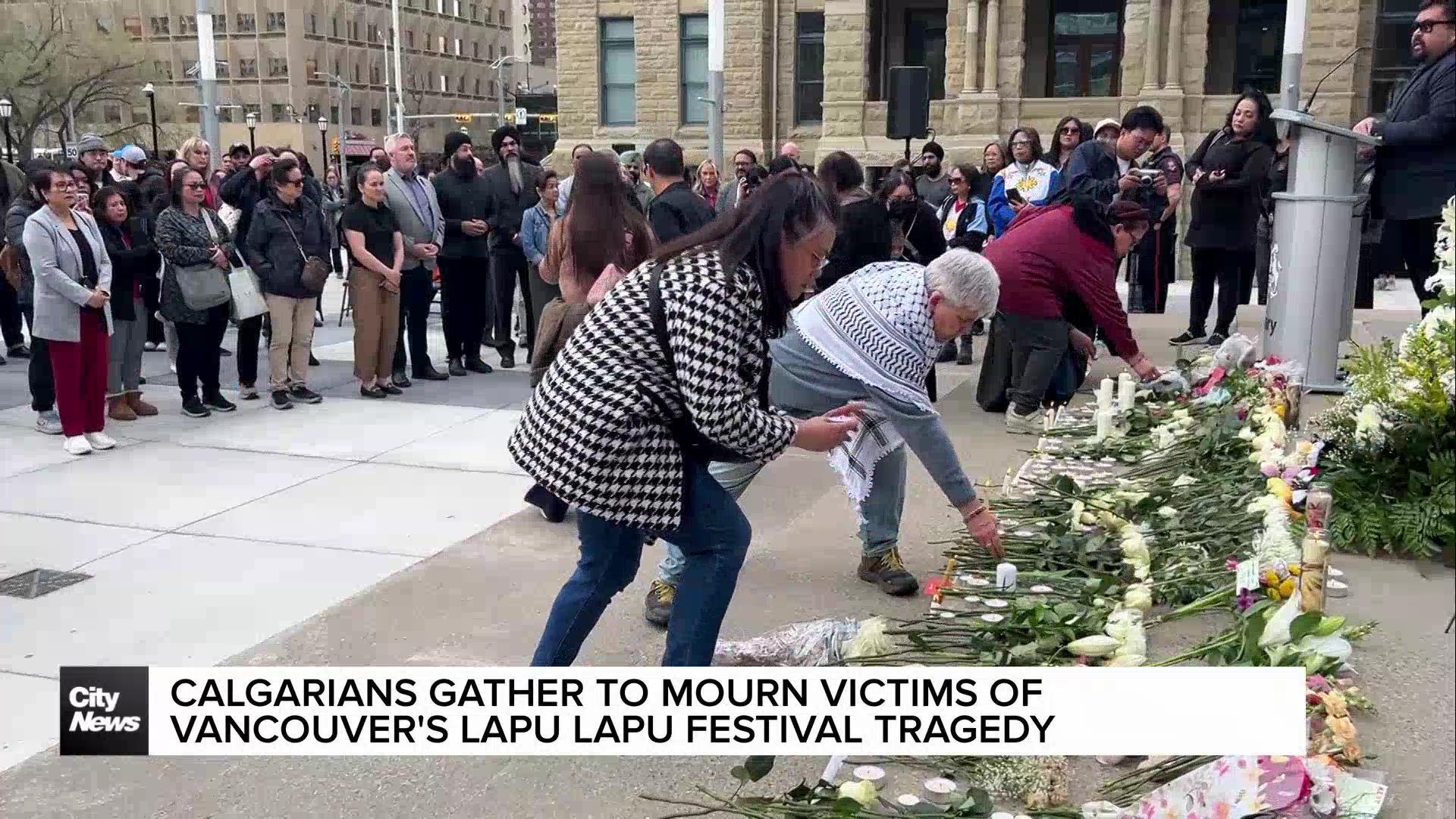 'Premier Trump' sign on Calgary bus shelter taken down