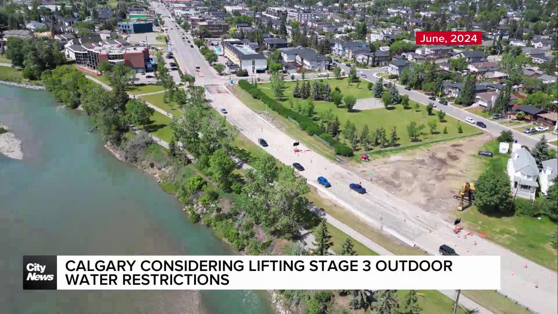 Spring storm in Calgary brings downed trees, power outages
