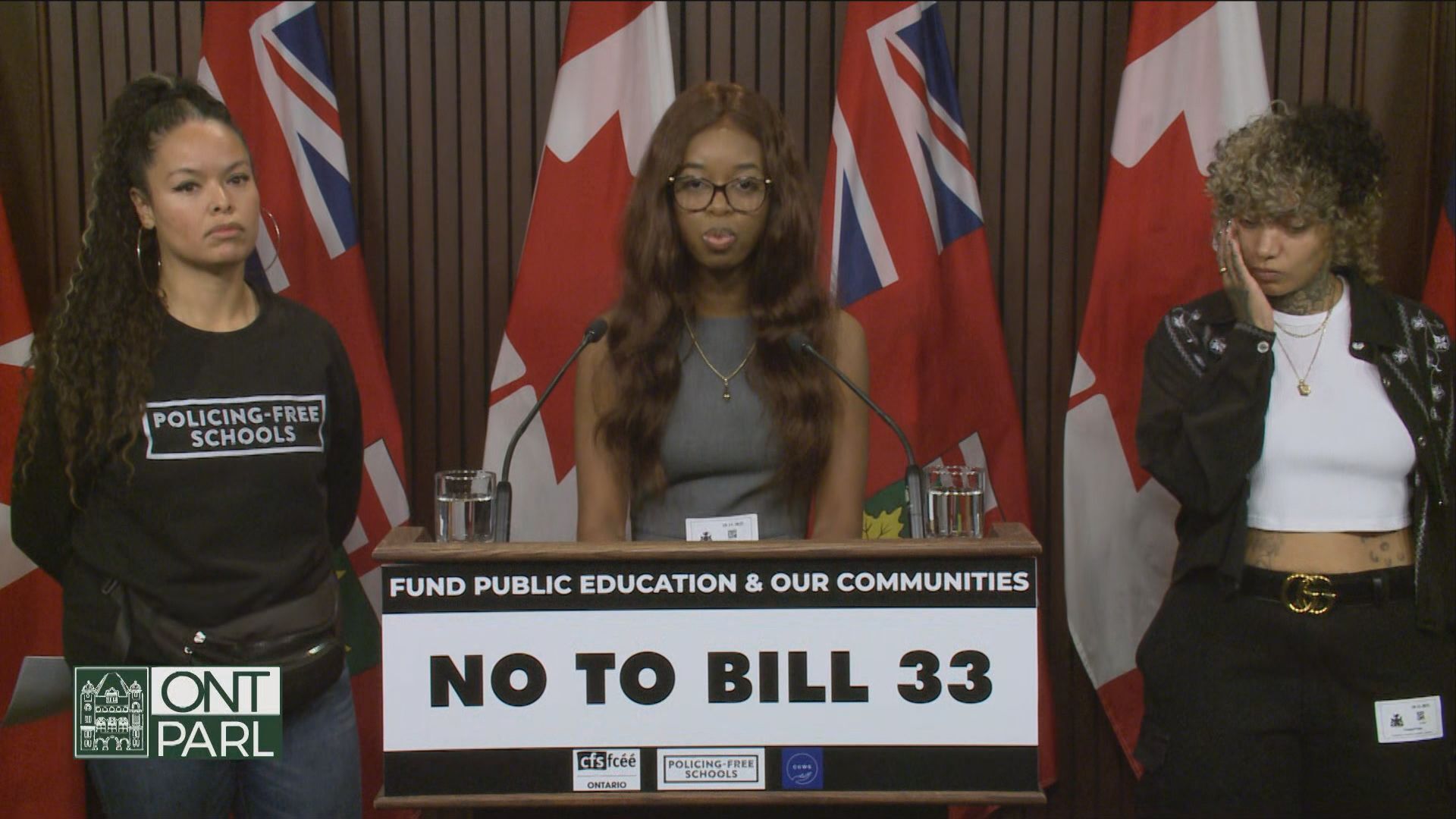 Share a peck along Waterloo Region's Mistletoe Trail