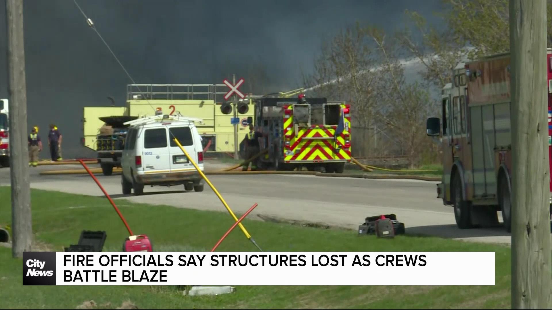 Winnipeg fire crews battle large grass fire