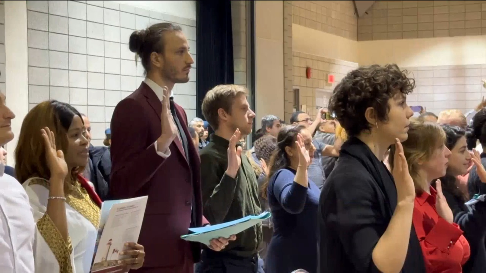 Cadets welcome 49 new Canadians at Montreal citizenship ceremony