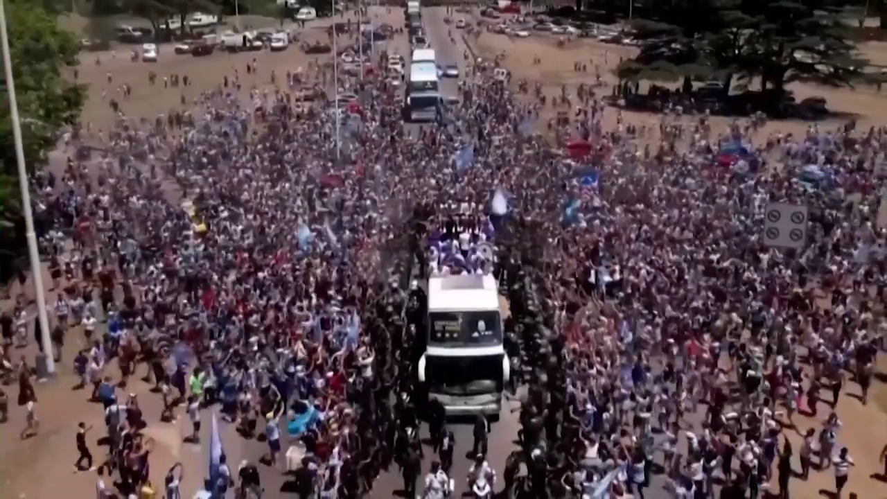 Huge crowds for Argentina’s World Cup parade